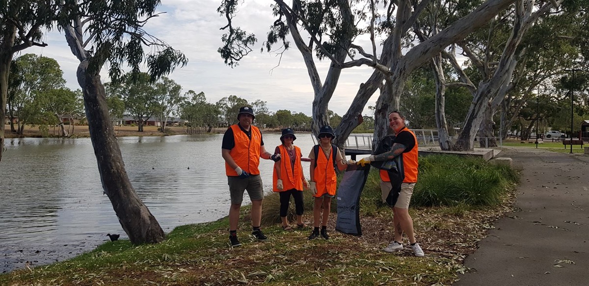 'Youth Nature Crew' cleans up Horsham - Horsham Rural City Council